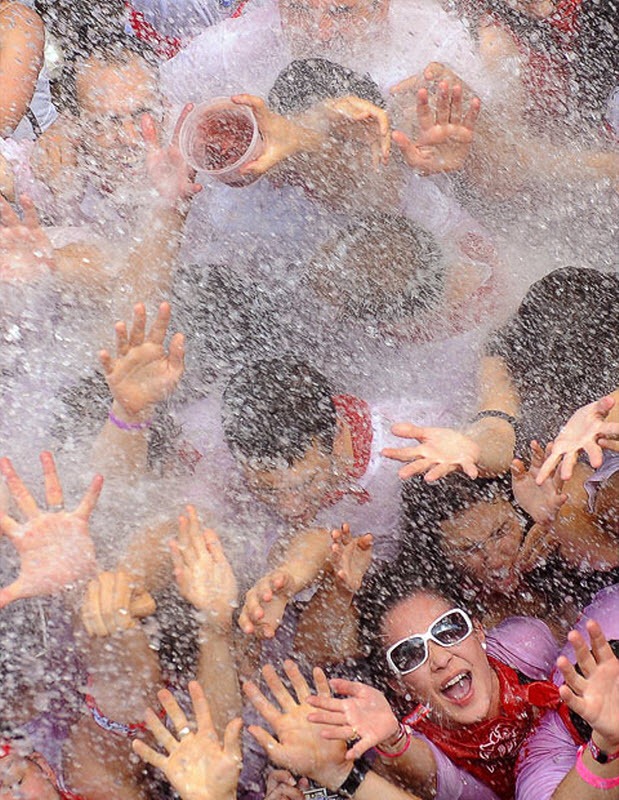 Festival of San Fermin 2010 in Pictures | Amusing Planet